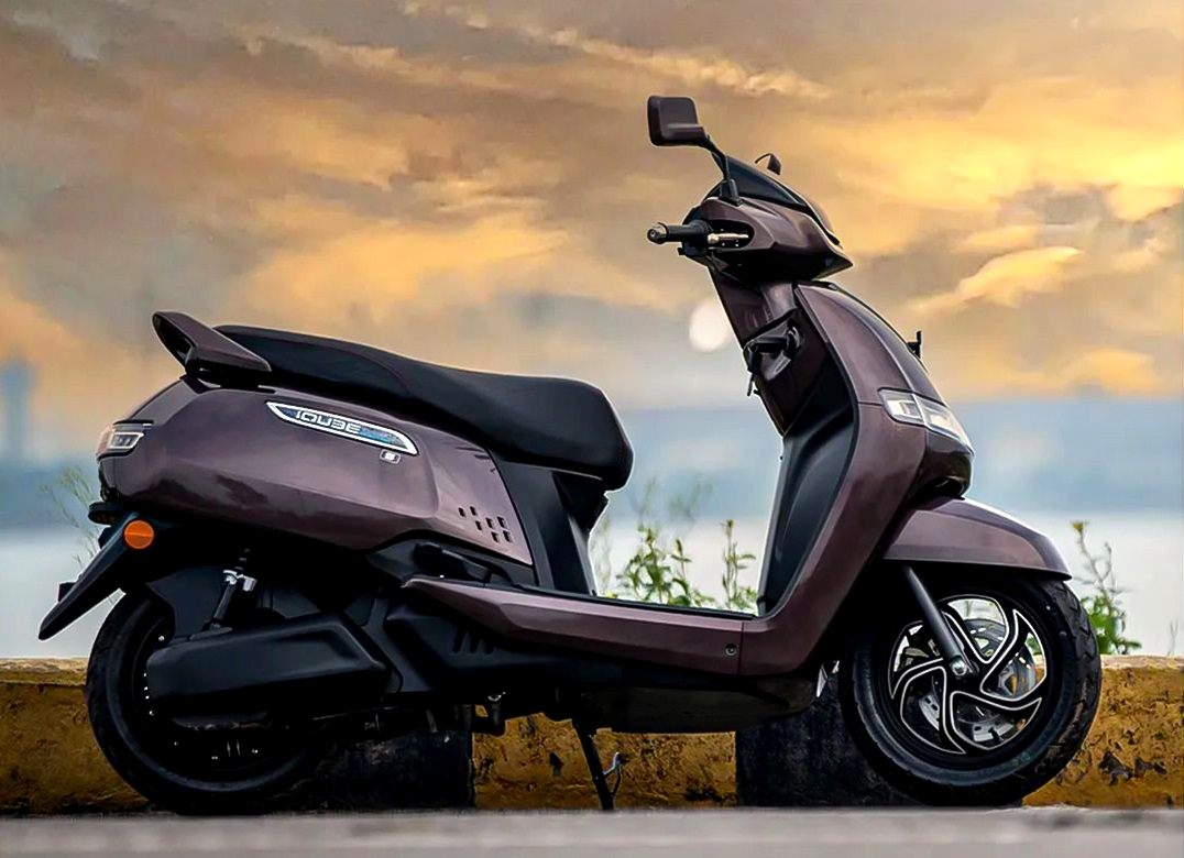 TVS Ntorq 125 Price in mumbai: Check Ex-Showroom & On-Road Price